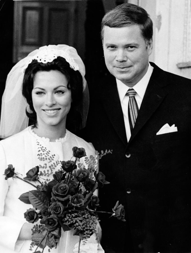 Obituary Photos Honoring Dietrich Fischer-Dieskau - Tributes.com