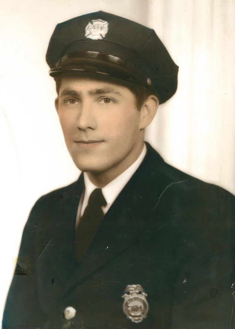 Katherine Slagle's Instagram, Twitter & Facebook on IDCrawl