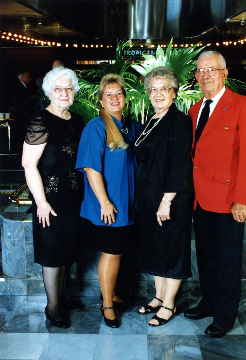 Sylvia Engelmann Obituary - Fort Wayne, Indiana - D O McComb and Sons ... Sylvia Engelmann Obituary - Fort Wayne, Indiana - D O McComb and Sons ...